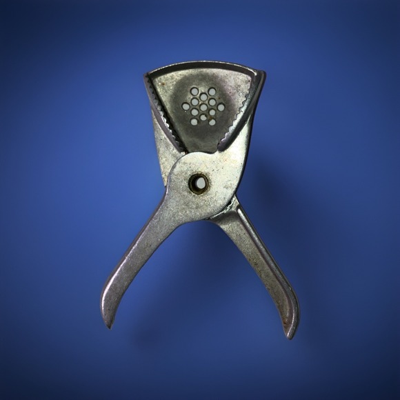Kitchen | Vintage Lemon Squeezer Cast Aluminum Metal Hand Held Citrus ...